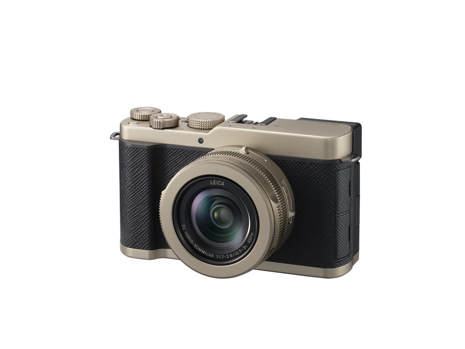 Panasonic Lumix L10 Review: New Fixed-Lens Camera